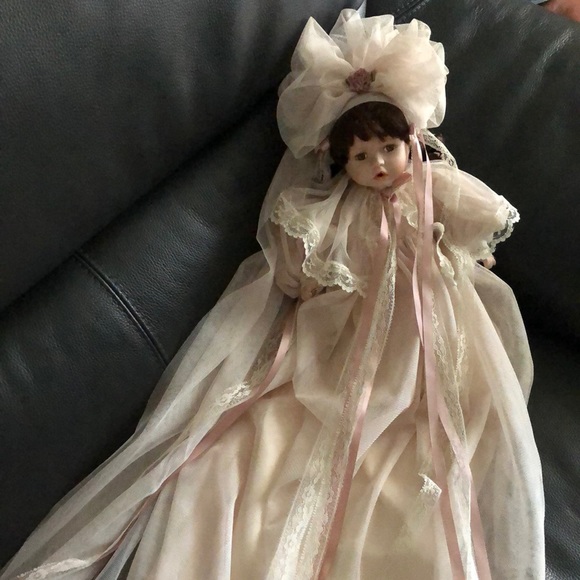 Elsie Massey | Other | Elsie Massey Vintage Victorian Collectible Doll ...